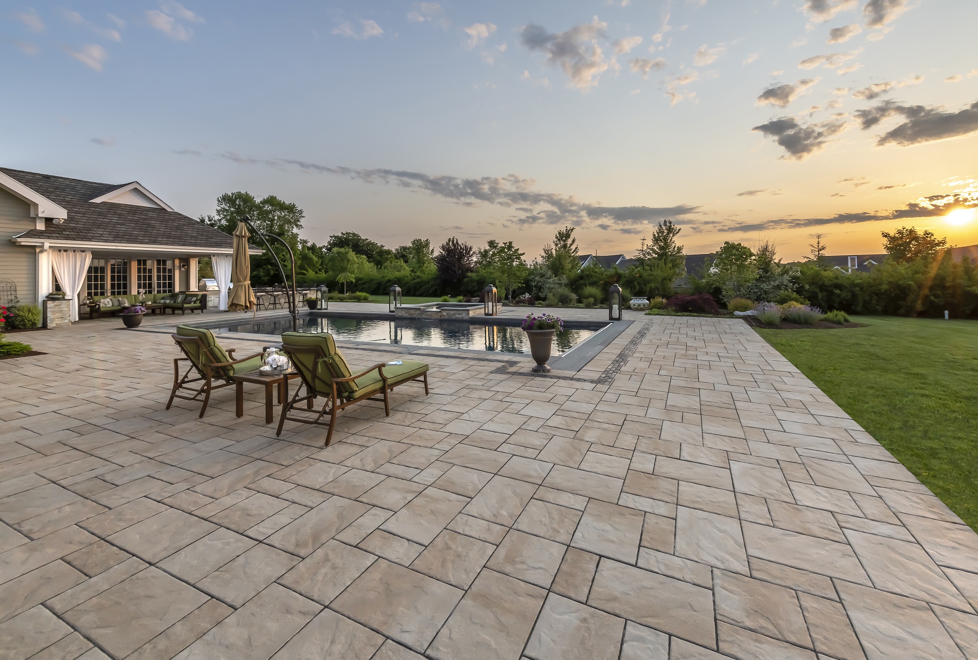 Beaver Valley Stone Ltd. | Pavers & Walls